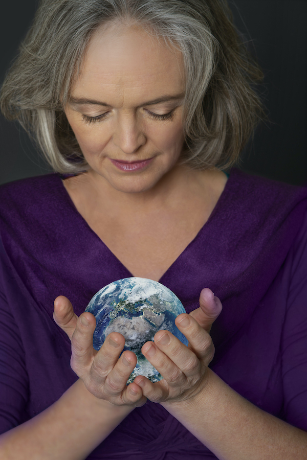 Birthing the Earth ~ into a Space of Love – THE SCHOOL OF MASTERY
